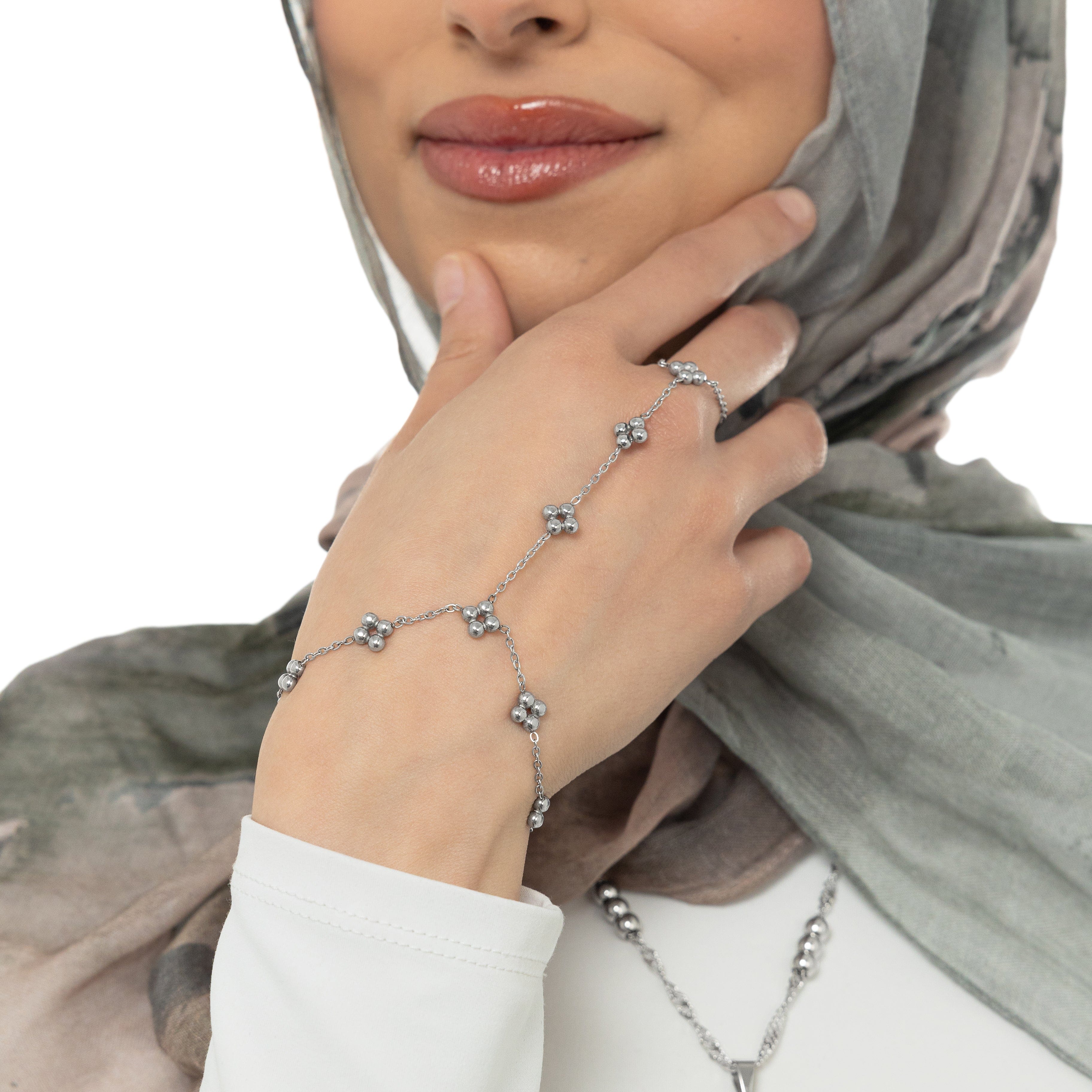 Henna Hand Chain | Nominal